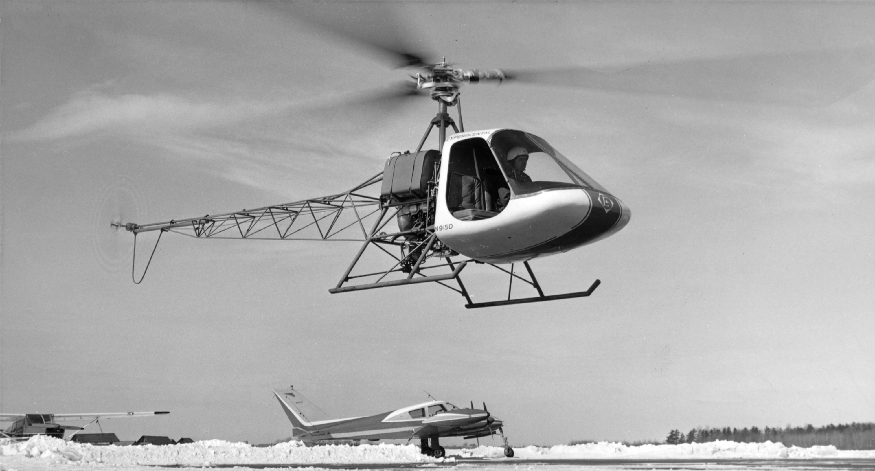 Enstrom F-28 - Vertical Flight Photo Gallery